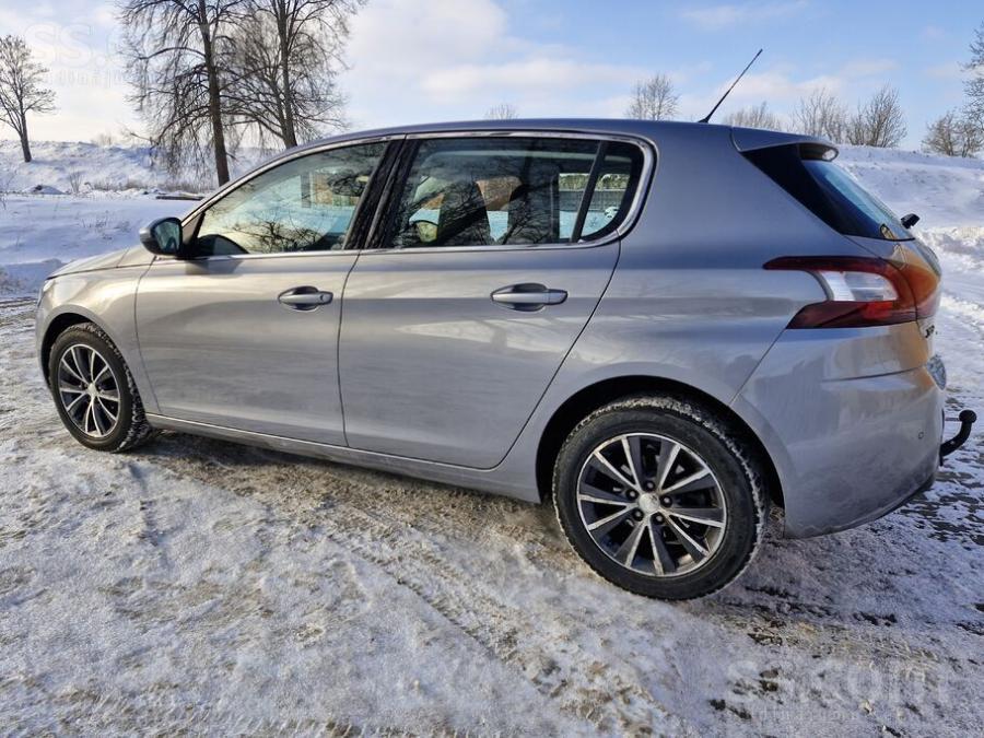 Grey Peugeot 308 2015 in Daugavpils, with an engine capacity of 1.20 L and mileage of 205 thousand km for 5950 €, photo 12 on AUTOMOTO.COM.LV