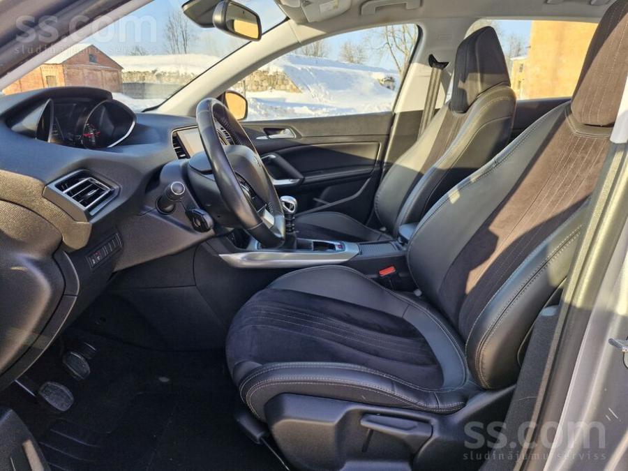 Grey Peugeot 308 2015 in Daugavpils, with an engine capacity of 1.20 L and mileage of 205 thousand km for 5950 €, photo 13 on AUTOMOTO.COM.LV