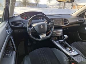 Grey Peugeot 308 2015 in Daugavpils, with an engine capacity of 1.20 L and mileage of 205 thousand km for 5950 €, photo 15 on AUTOMOTO.COM.LV