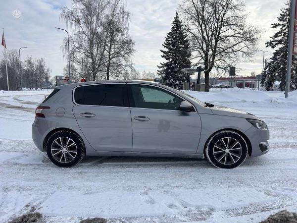 Pelēks Peugeot 308 2015 Tauragė, ar dzinēja tilpumu 2.00 L un nobraukumu 270 tūkst. km par 5250 €, foto 4 vietnē AUTOMOTO.COM.LV