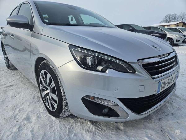 Grey Peugeot 308 2015 in Taurage, with an engine capacity of 1.56 L and mileage of 277 thousand km for 4700 €, photo 1 on AUTOMOTO.COM.LV