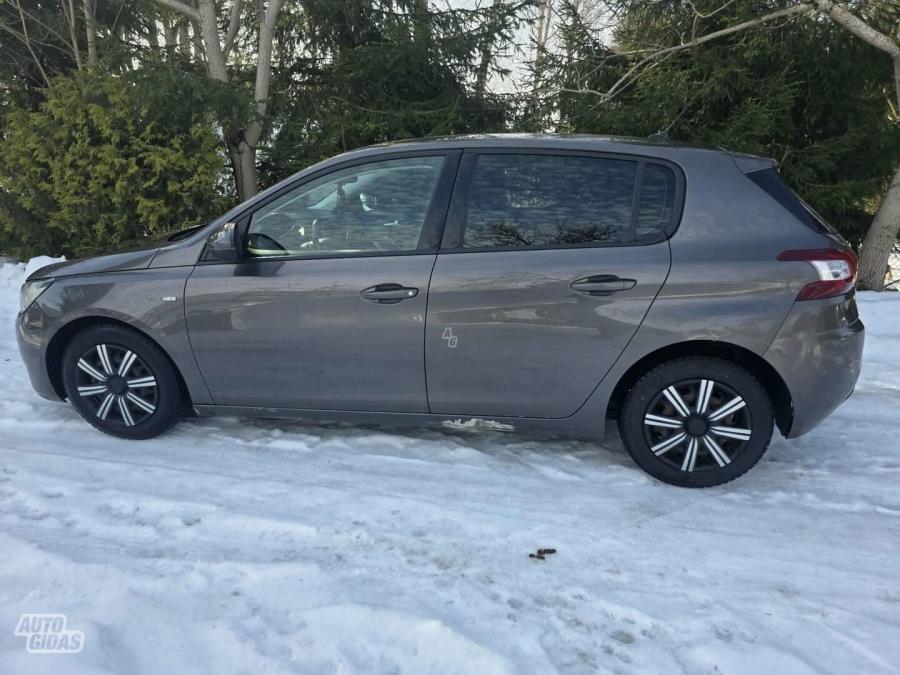 Grey Peugeot 308 2015 in Vilnius, with an engine capacity of 1.60 L and mileage of 359 thousand km for 5100 €, photo 8 on AUTOMOTO.COM.LV