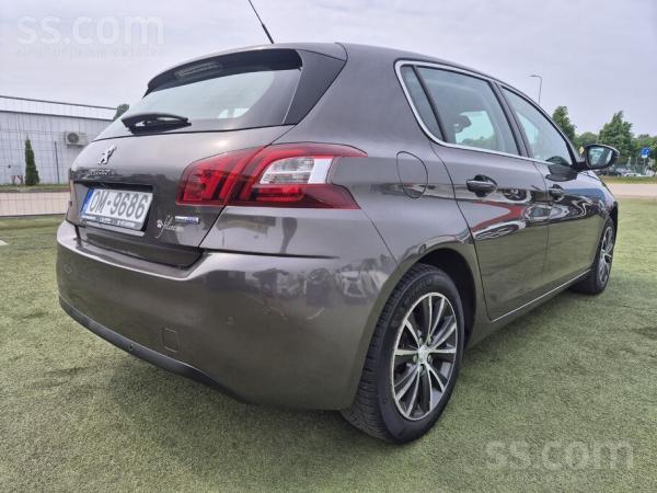 Grey Peugeot 308 2015 in Liepaja, with an engine capacity of 1.60 L and mileage of 214 thousand km for 5800 €, photo 5 on AUTOMOTO.COM.LV