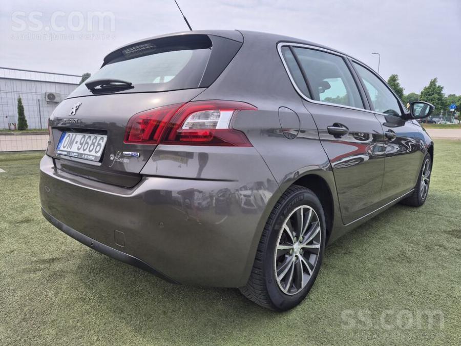 Pelēks Peugeot 308 2015 Liepāja, ar dzinēja tilpumu 1.60 L un nobraukumu 214 tūkst. km par 5800 €, foto 6 vietnē AUTOMOTO.COM.LV