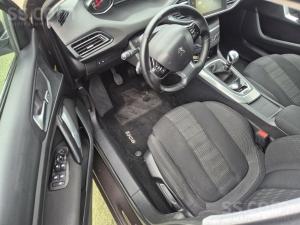 Pelēks Peugeot 308 2015 Liepāja, ar dzinēja tilpumu 1.60 L un nobraukumu 214 tūkst. km par 5800 €, foto 13 vietnē AUTOMOTO.COM.LV