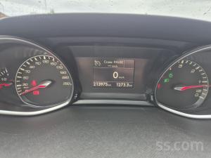 Pelēks Peugeot 308 2015 Liepāja, ar dzinēja tilpumu 1.60 L un nobraukumu 214 tūkst. km par 5800 €, foto 15 vietnē AUTOMOTO.COM.LV