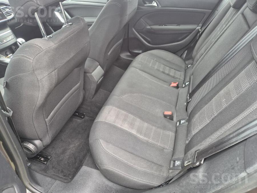 Pelēks Peugeot 308 2015 Liepāja, ar dzinēja tilpumu 1.60 L un nobraukumu 214 tūkst. km par 5800 €, foto 21 vietnē AUTOMOTO.COM.LV