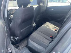 Grey Peugeot 308 2015 in Marijampole, with an engine capacity of 1.20 L and mileage of 190 thousand km for 3350 €, photo 4 on AUTOMOTO.COM.LV