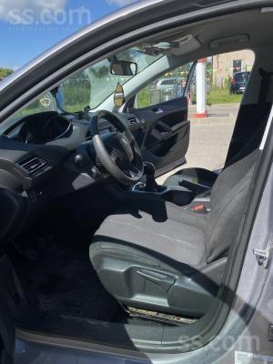 Pelēks Peugeot 308 2015 Daugavpils, ar dzinēja tilpumu 1.60 L un nobraukumu 253 tūkst. km par 2500 €, foto 12 vietnē AUTOMOTO.COM.LV