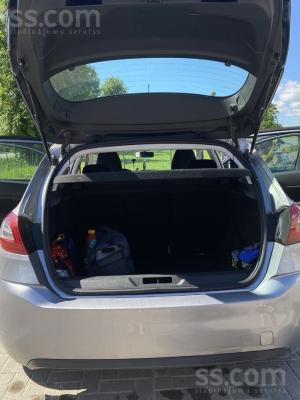 Pelēks Peugeot 308 2015 Daugavpils, ar dzinēja tilpumu 1.60 L un nobraukumu 253 tūkst. km par 2500 €, foto 16 vietnē AUTOMOTO.COM.LV