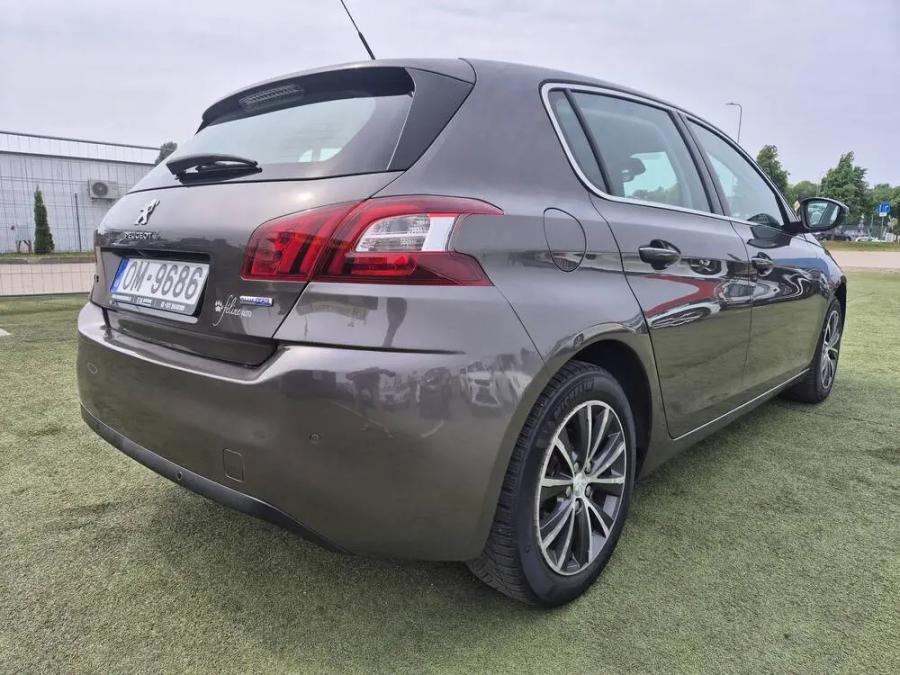 Pelēks Peugeot 308 2015 Liepāja, ar dzinēja tilpumu 1.60 L un nobraukumu 214 tūkst. km par 5800 €, foto 6 vietnē AUTOMOTO.COM.LV