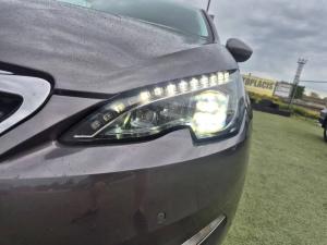 Pelēks Peugeot 308 2015 Liepāja, ar dzinēja tilpumu 1.60 L un nobraukumu 214 tūkst. km par 5800 €, foto 12 vietnē AUTOMOTO.COM.LV