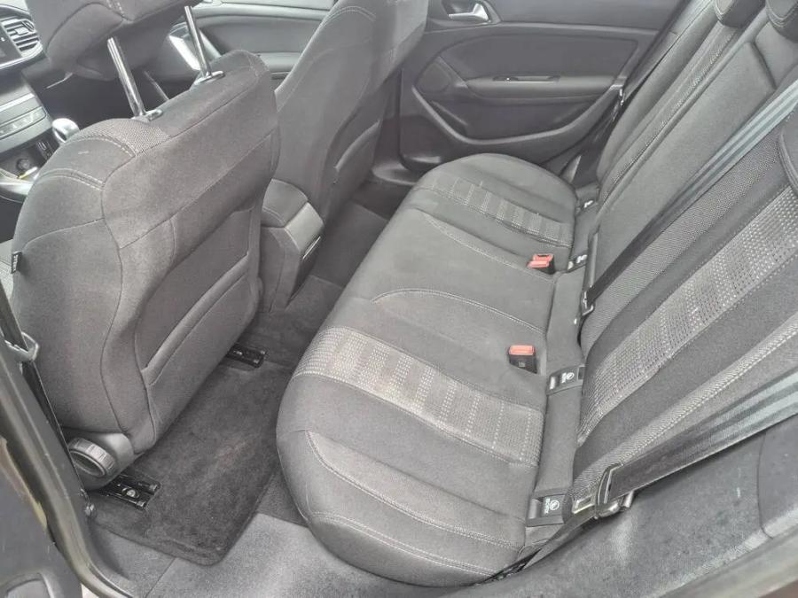 Pelēks Peugeot 308 2015 Liepāja, ar dzinēja tilpumu 1.60 L un nobraukumu 214 tūkst. km par 5800 €, foto 21 vietnē AUTOMOTO.COM.LV