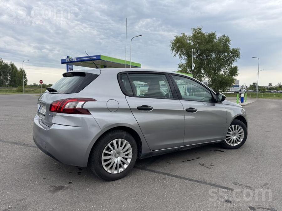 Pelēks Peugeot 308 2015 Daugavpils, ar dzinēja tilpumu 1.60 L un nobraukumu 254 tūkst. km par 2650 €, foto 3 vietnē AUTOMOTO.COM.LV
