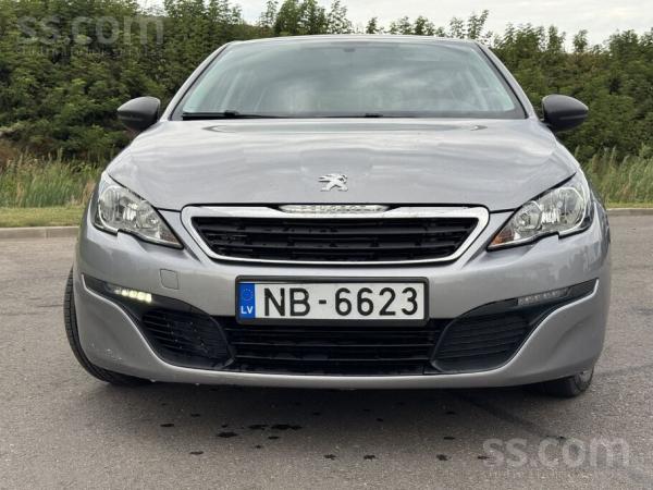 Pelēks Peugeot 308 2015 Daugavpils, ar dzinēja tilpumu 1.60 L un nobraukumu 254 tūkst. km par 2650 €, foto 4 vietnē AUTOMOTO.COM.LV