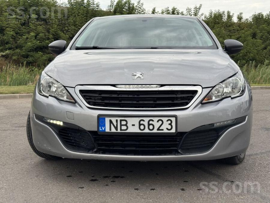 Pelēks Peugeot 308 2015 Daugavpils, ar dzinēja tilpumu 1.60 L un nobraukumu 254 tūkst. km par 2650 €, foto 5 vietnē AUTOMOTO.COM.LV