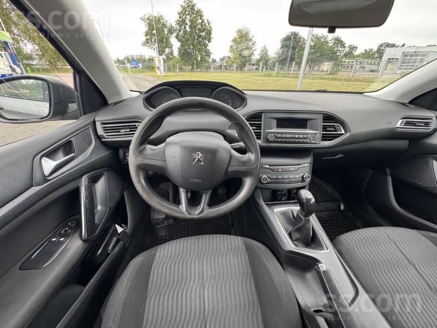 Pelēks Peugeot 308 2015 Daugavpils, ar dzinēja tilpumu 1.60 L un nobraukumu 254 tūkst. km par 2650 €, foto 16 vietnē AUTOMOTO.COM.LV
