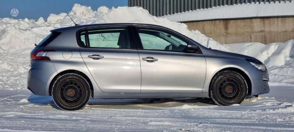 Pelēks Peugeot 308 2016 Šauļi, ar dzinēja tilpumu 1.60 L un nobraukumu 212 tūkst. km par 6800 €, foto 4 vietnē AUTOMOTO.COM.LV