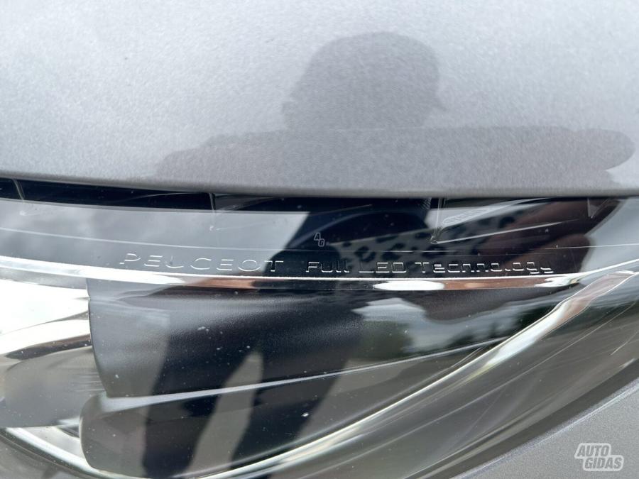 Pelēks Peugeot 308 2016 Tauragė, ar dzinēja tilpumu 2.00 L un nobraukumu 240 tūkst. km par 8300 €, foto 11 vietnē AUTOMOTO.COM.LV