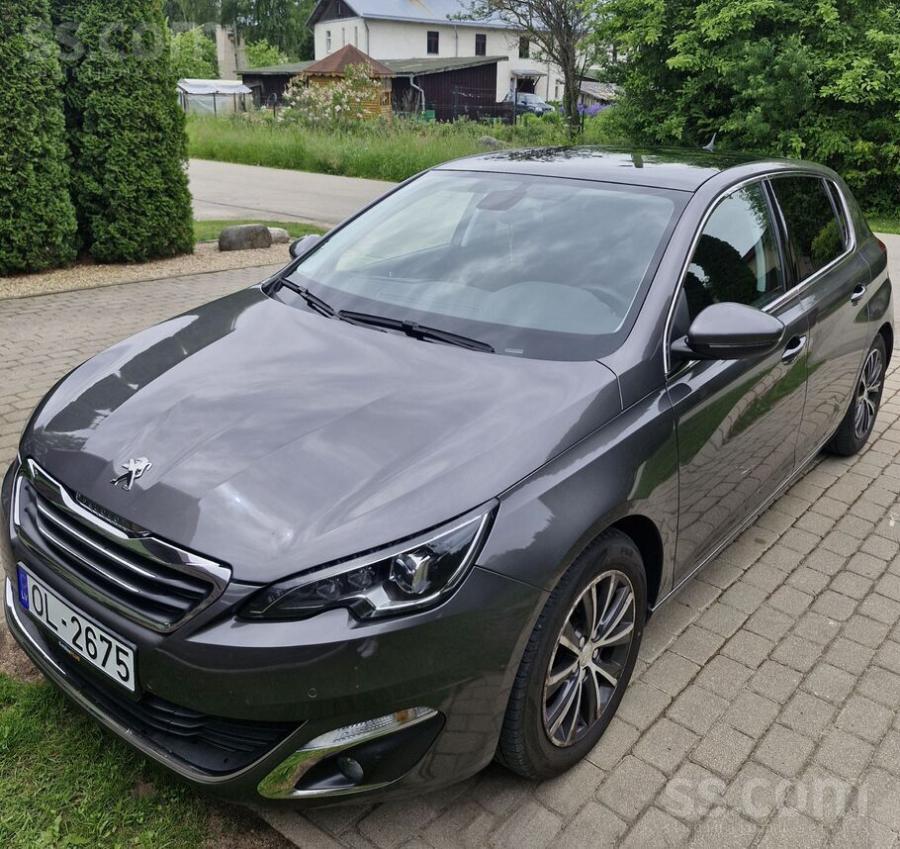 Pelēks Peugeot 308 2016 Ogre, ar dzinēja tilpumu 1.20 L un nobraukumu 175 tūkst. km par 7200 €, foto 1 vietnē AUTOMOTO.COM.LV