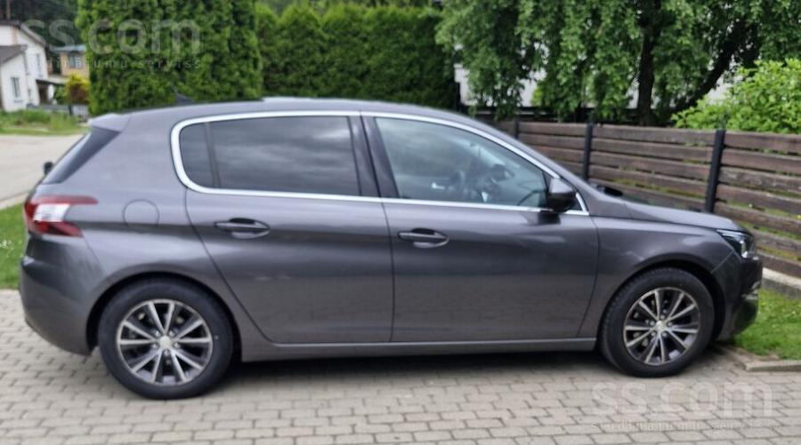 Pelēks Peugeot 308 2016 Ogre, ar dzinēja tilpumu 1.20 L un nobraukumu 175 tūkst. km par 7200 €, foto 7 vietnē AUTOMOTO.COM.LV