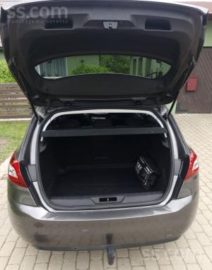 Pelēks Peugeot 308 2016 Ogre, ar dzinēja tilpumu 1.20 L un nobraukumu 175 tūkst. km par 7200 €, foto 9 vietnē AUTOMOTO.COM.LV