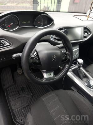 Pelēks Peugeot 308 2016 Ogre, ar dzinēja tilpumu 1.20 L un nobraukumu 175 tūkst. km par 7200 €, foto 11 vietnē AUTOMOTO.COM.LV