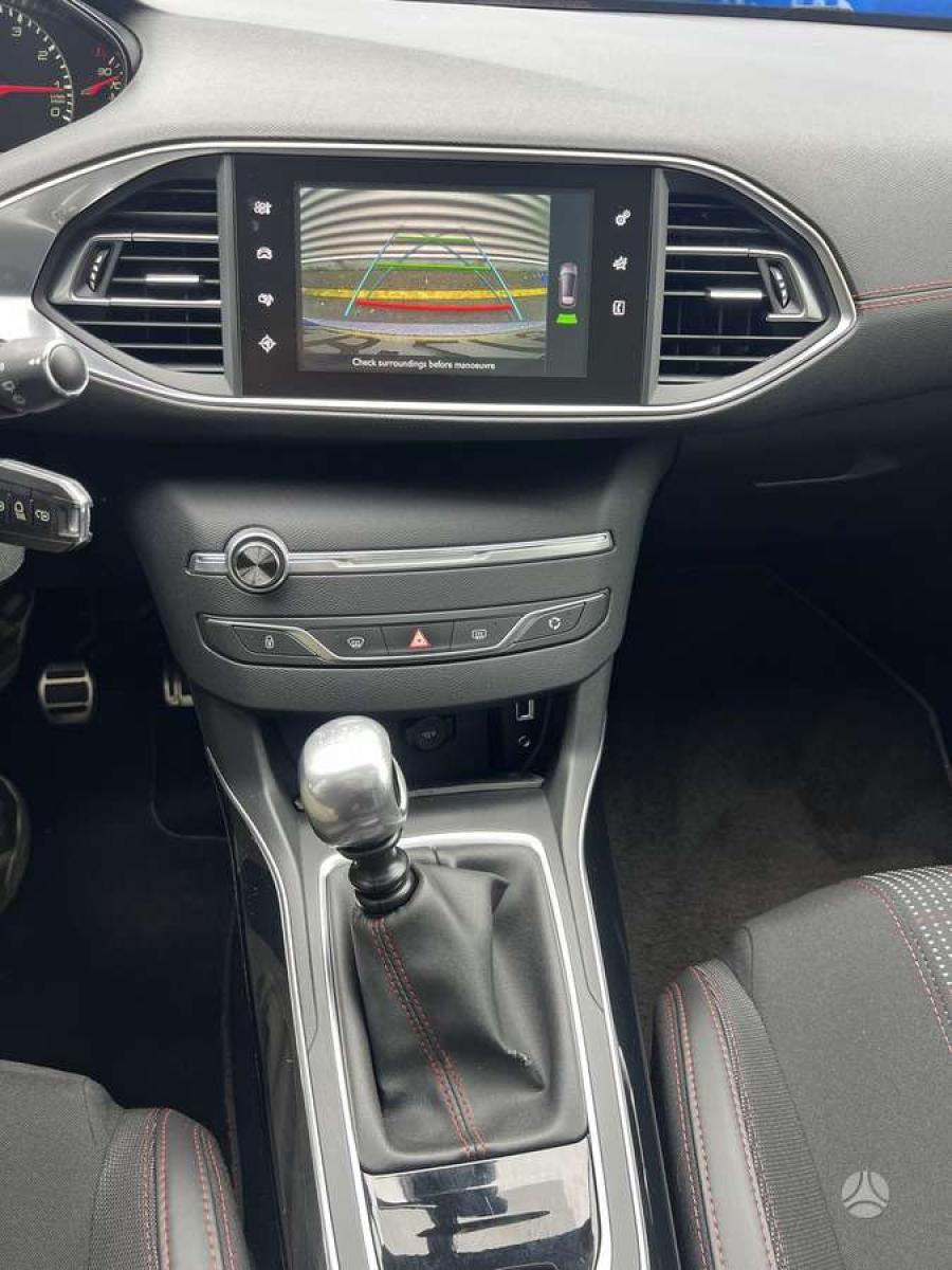 Pelēks Peugeot 308 2016 Viļņa, ar dzinēja tilpumu 1.20 L un nobraukumu 198 tūkst. km par 5400 €, foto 13 vietnē AUTOMOTO.COM.LV