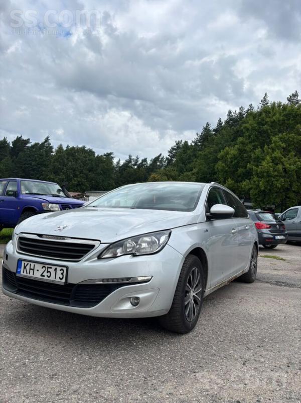 Pelēks Peugeot 308 2016 Rīga, ar dzinēja tilpumu 1.60 L un nobraukumu 240 tūkst. km par 2799 €, foto 1 vietnē AUTOMOTO.COM.LV