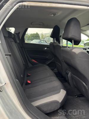 Pelēks Peugeot 308 2016 Rīga, ar dzinēja tilpumu 1.60 L un nobraukumu 240 tūkst. km par 2799 €, foto 4 vietnē AUTOMOTO.COM.LV