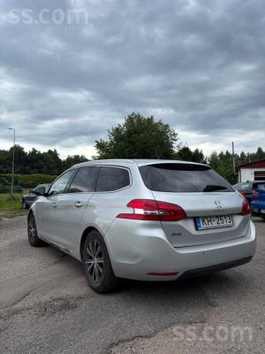 Pelēks Peugeot 308 2016 Rīga, ar dzinēja tilpumu 1.60 L un nobraukumu 240 tūkst. km par 2799 €, foto 12 vietnē AUTOMOTO.COM.LV