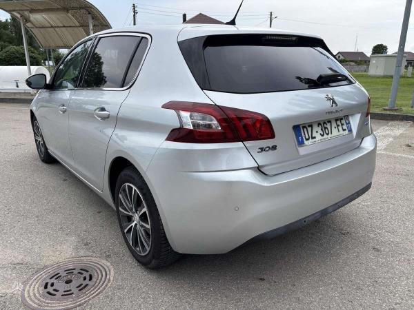 Pelēks Peugeot 308 2016 Tauragė, ar dzinēja tilpumu 1.20 L un nobraukumu 180 tūkst. km par 4900 €, foto 6 vietnē AUTOMOTO.COM.LV