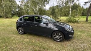 Grey Peugeot 308 2016 in Riga, with an engine capacity of 1.20 L and mileage of 160 thousand km for 6100 €, photo 3 on AUTOMOTO.COM.LV