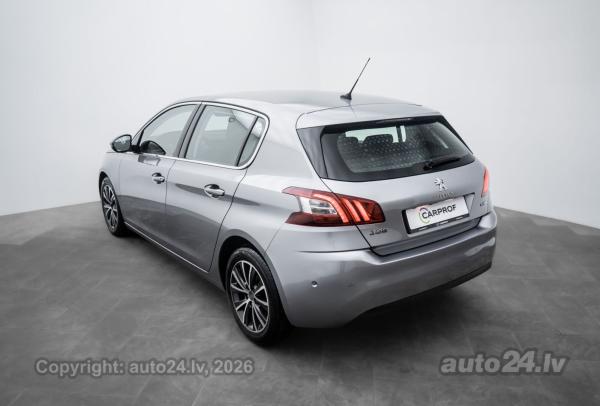 Peugeot 308 2016 Tallina vietnē Pelēks Peugeot 308 2016 Tallina, ar dzinēja tilpumu 1.20 L un nobraukumu 144 tūkst. km par 7499 €, foto 8 vietnē AUTOMOTO.COM.LV