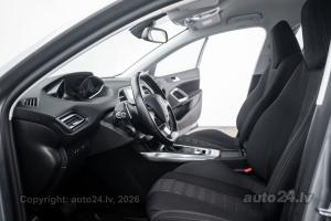 Pelēks Peugeot 308 2016 Tallina, ar dzinēja tilpumu 1.20 L un nobraukumu 144 tūkst. km par 7499 €, foto 9 vietnē AUTOMOTO.COM.LV