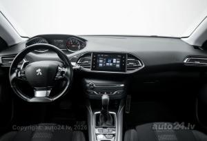 Pelēks Peugeot 308 2016 Tallina, ar dzinēja tilpumu 1.20 L un nobraukumu 144 tūkst. km par 7499 €, foto 14 vietnē AUTOMOTO.COM.LV