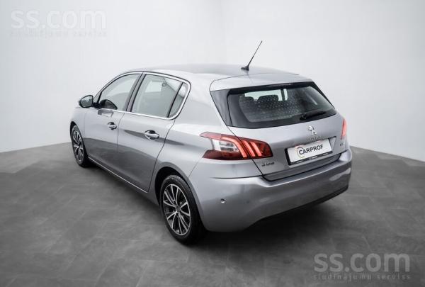 Grey Peugeot 308 2016 in Tallinn, with an engine capacity of 1.20 L and mileage of 144 thousand km for 7499 €, photo 8 on AUTOMOTO.COM.LV