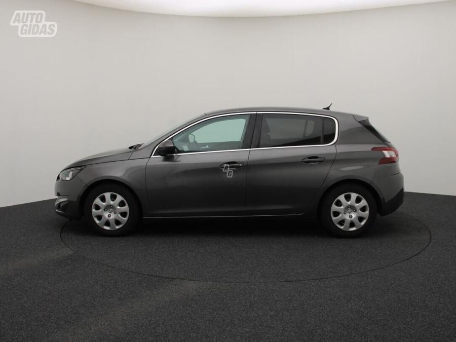 Grey Peugeot 308 2017 in Vilnius, with an engine capacity of 1.60 L and mileage of 218 thousand km for 7799 €, photo 6 on AUTOMOTO.COM.LV
