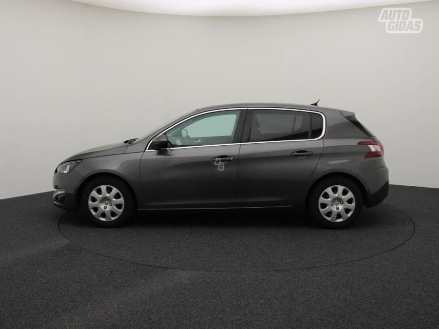 Grey Peugeot 308 2017 in Vilnius, with an engine capacity of 1.60 L and mileage of 218 thousand km for 7799 €, photo 6 on AUTOMOTO.COM.LV