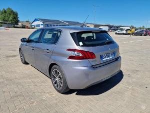Grey Peugeot 308 2017 in Taurage, with an engine capacity of 1.20 L and mileage of 146 thousand km for 4800 €, photo 4 on AUTOMOTO.COM.LV