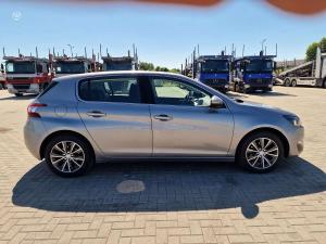 Grey Peugeot 308 2017 in Taurage, with an engine capacity of 1.20 L and mileage of 146 thousand km for 4800 €, photo 7 on AUTOMOTO.COM.LV