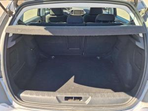 Grey Peugeot 308 2017 in Taurage, with an engine capacity of 1.20 L and mileage of 146 thousand km for 4800 €, photo 13 on AUTOMOTO.COM.LV