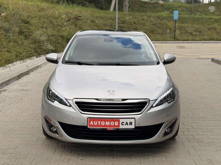 Grey Peugeot 308 2017 in Vilnius, with an engine capacity of 1.20 L and mileage of 98 thousand km for 9200 €, photo 3 on AUTOMOTO.COM.LV