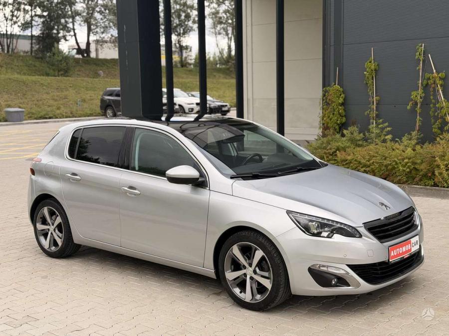 Grey Peugeot 308 2017 in Vilnius, with an engine capacity of 1.20 L and mileage of 98 thousand km for 9200 €, photo 5 on AUTOMOTO.COM.LV