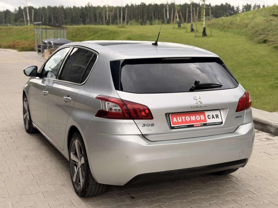 Grey Peugeot 308 2017 in Vilnius, with an engine capacity of 1.20 L and mileage of 98 thousand km for 9200 €, photo 9 on AUTOMOTO.COM.LV