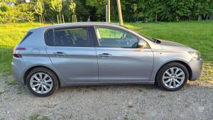 Grey Peugeot 308 2017 in Vilnius, with an engine capacity of 1.20 L and mileage of 136 thousand km for 6300 €, photo 7 on AUTOMOTO.COM.LV