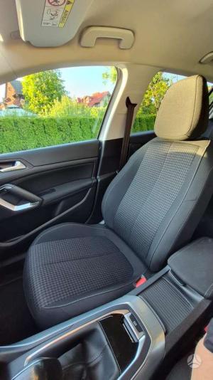 Grey Peugeot 308 2017 in Vilnius, with an engine capacity of 1.20 L and mileage of 136 thousand km for 6300 €, photo 22 on AUTOMOTO.COM.LV