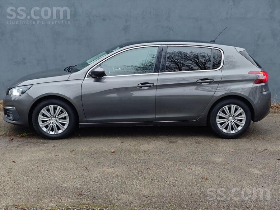 Pelēks Peugeot 308 2018 Ogre, ar dzinēja tilpumu 1.20 L un nobraukumu 134 tūkst. km par 7400 €, foto 5 vietnē AUTOMOTO.COM.LV