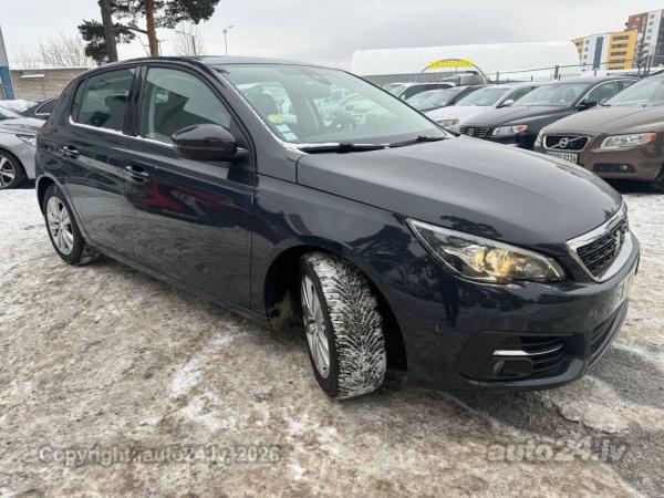 Pelēks Peugeot 308 2018 Tallina, ar dzinēja tilpumu 1.60 L un nobraukumu 158 tūkst. km par 7500 €, foto 3 vietnē AUTOMOTO.COM.LV