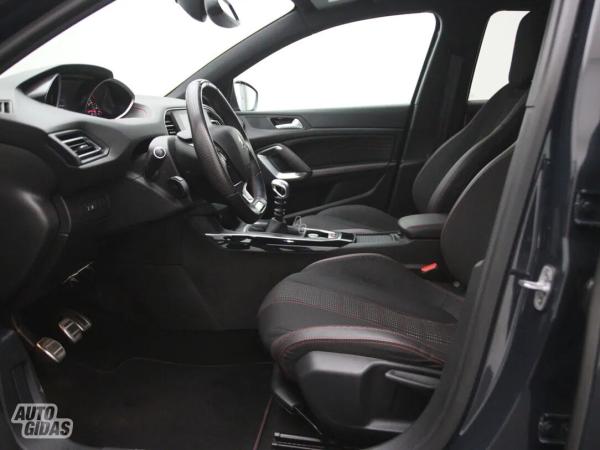 Pelēks Peugeot 308 2018 Viļņa, ar dzinēja tilpumu 1.20 L un nobraukumu 160 tūkst. km par 7999 €, foto 4 vietnē AUTOMOTO.COM.LV